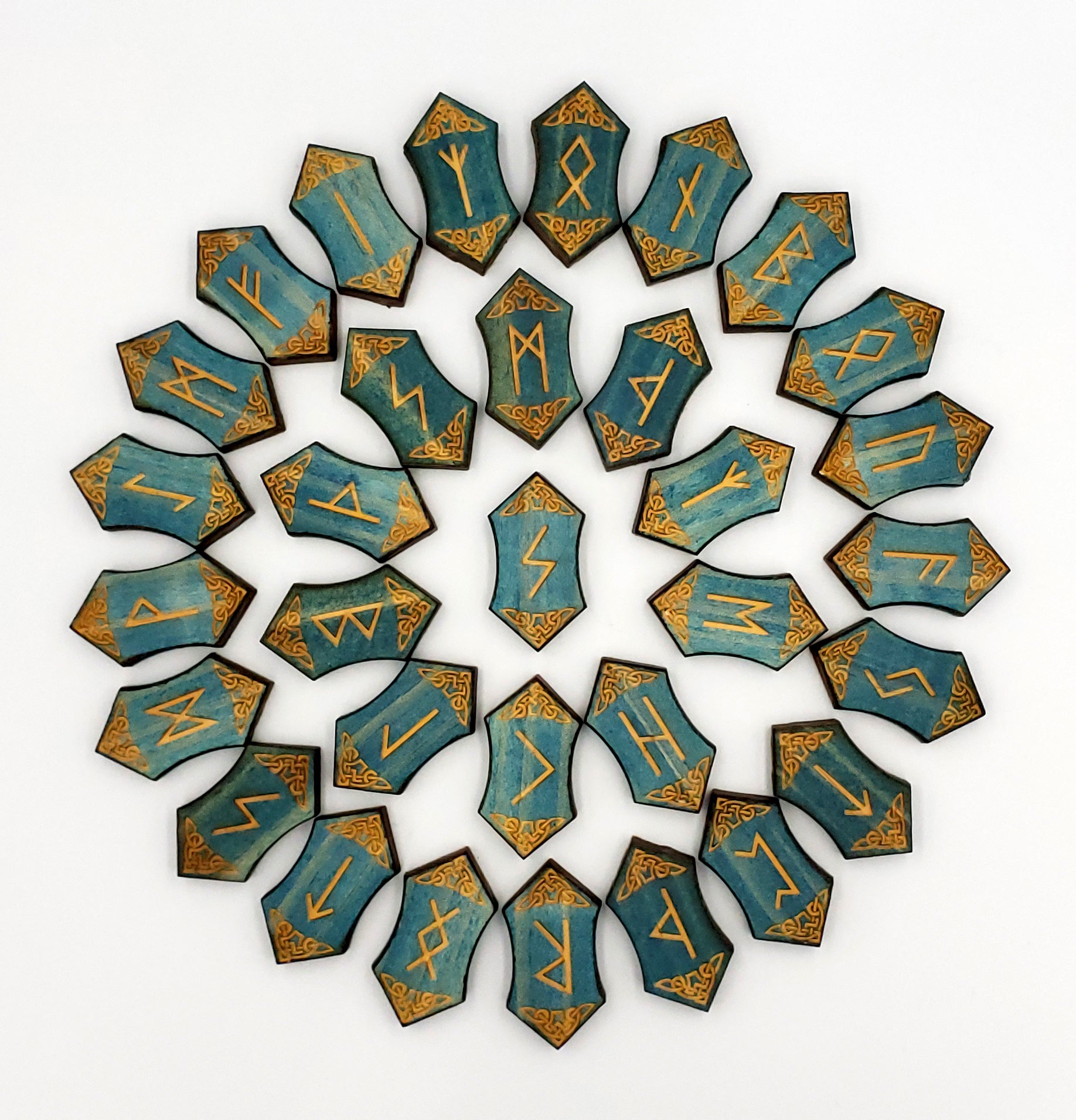 Runas Curvas Modelo Freyja Verde – Viking Runic Store